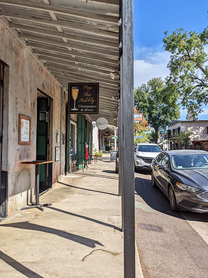 Murphys' historic buildings house modern pleasures &ndash; wine tasting rooms where Gold Rush miners once swapped tales.