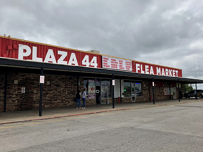 Bold signage welcomes bargain hunters! OKC Plaza Latina's impressive storefront promises a multicultural treasure hunting experience inside.