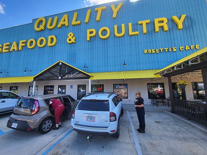 Quality Seafood's bold blue building makes a promise its kitchen definitely keeps.