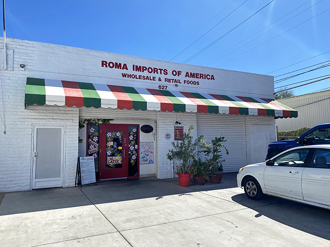 Roma Imports' charming white building with its Italian-flag awning is like finding a slice of Naples in Tucson.