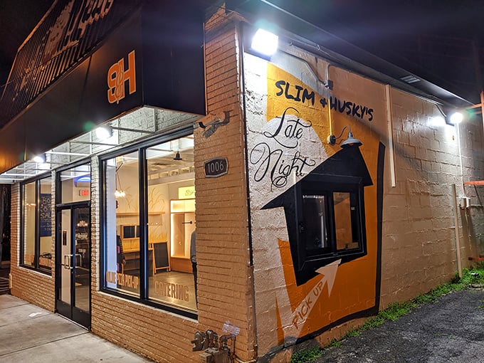 Slim & Husky's corner location announces itself with urban style and late-night hours. Pizza cravings know no clock.