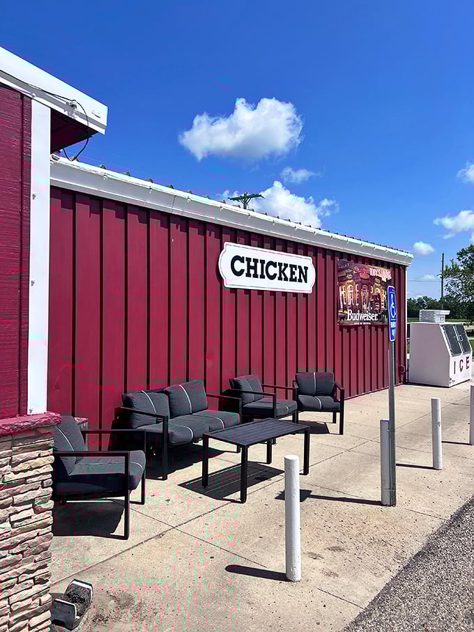 Toby's bright red exterior is like a beacon for chicken lovers. When a place simply labels itself "CHICKEN," you know they're confident in their product.