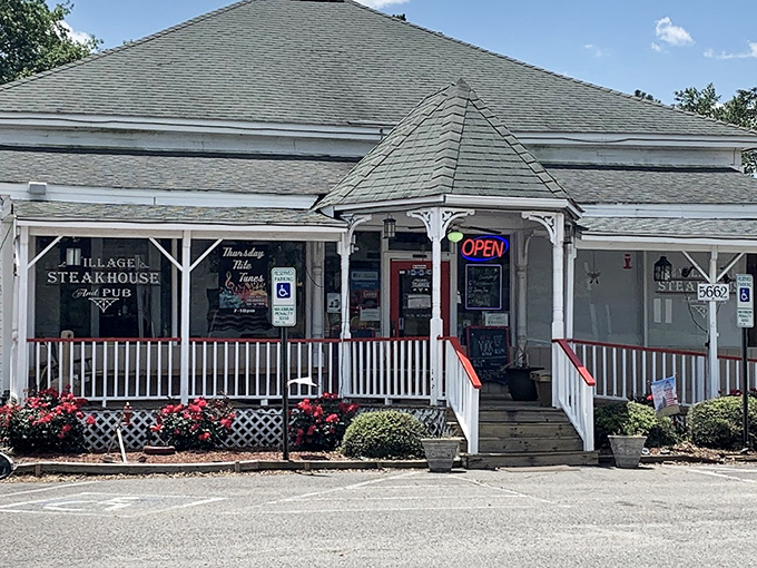 Cottage charm meets steakhouse excellence - where homestyle hospitality serves up restaurant-quality beef with genuine warmth. 