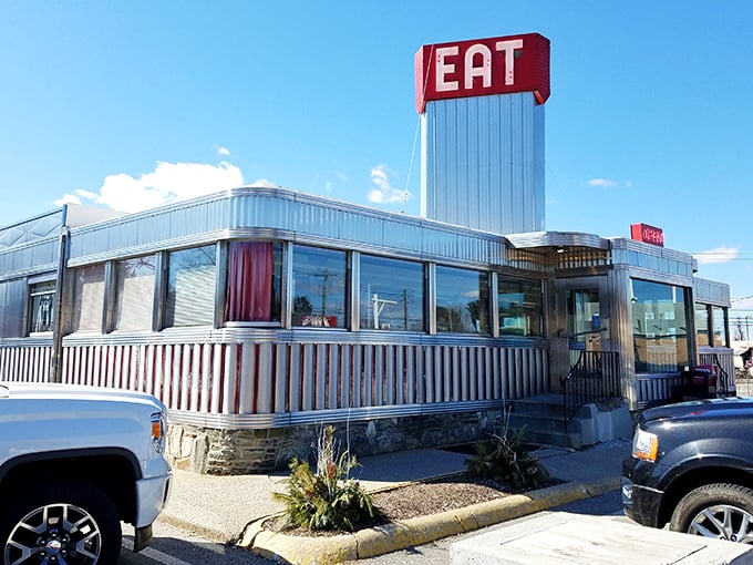That commanding "EAT" sign at Zip's isn't just a suggestion&mdash;it's the best advice you'll get all day.