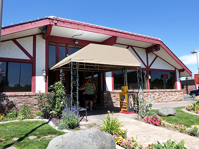 Flower gardens welcome you to Butter Burr's unique entrance. Inside, mashed potatoes are fluffier than those garden blooms.