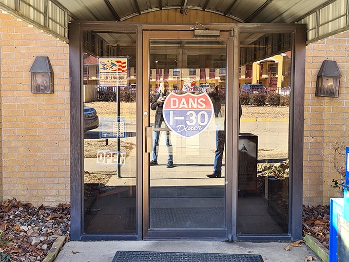 Dan's I-30 Diner The glass entrance reflects eager diners&mdash;all heading toward plates that'll soon be spotless.