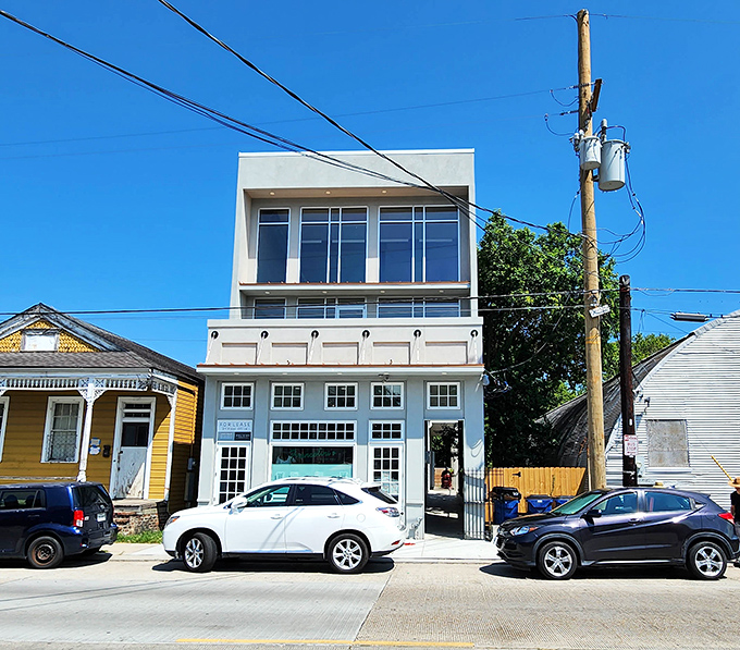 Those clean lines and big windows promise fresh ingredients and even fresher culinary thinking inside.