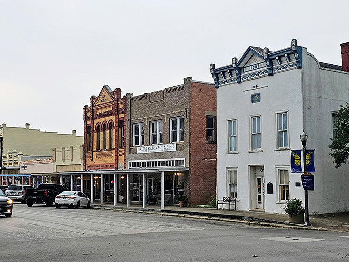 The climbing roses and Old World charm make this street feel like a secret European hideaway.
