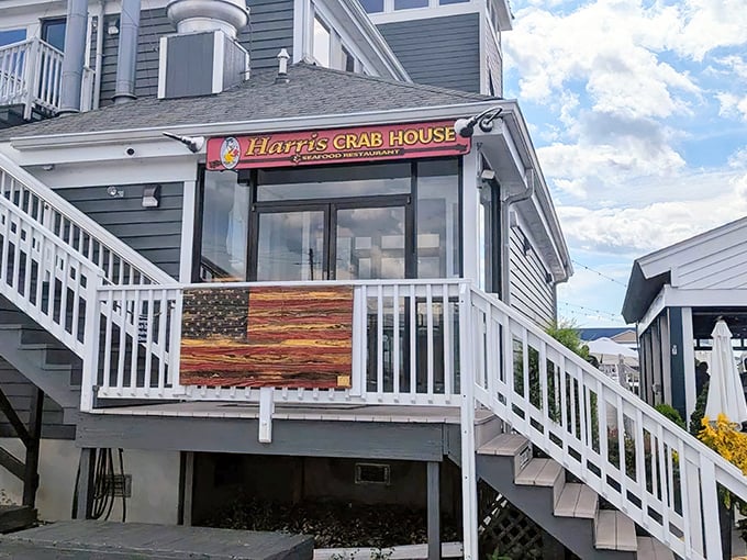 Harris Crab House welcomes you with coastal charm and the promise of crabs so fresh they were swimming this morning.