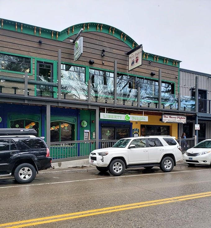 Those hanging flower baskets add a touch of charm to Liberty Burger, where Jackson locals find freedom from typical tourist trap prices.