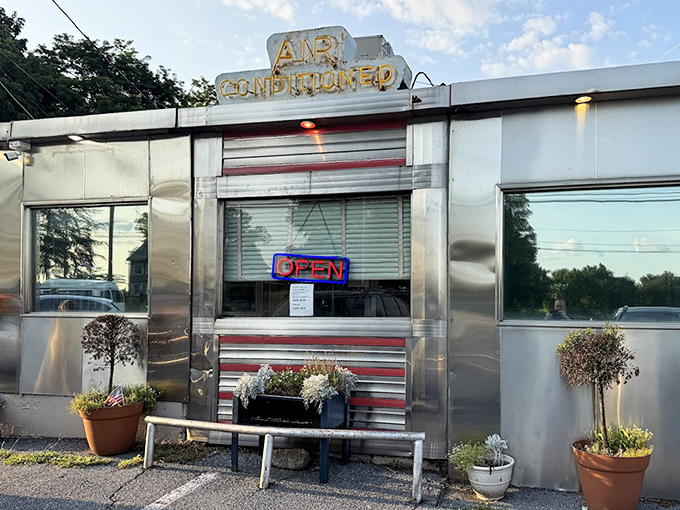 This classic roadside diner proves that sometimes the shiniest gems in Pennsylvania serve the best home-cooked meals.