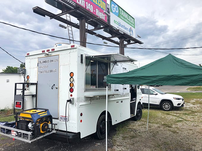 This humble white truck houses a Texas-sized flavor factory on wheels &ndash; follow your nose to find it!