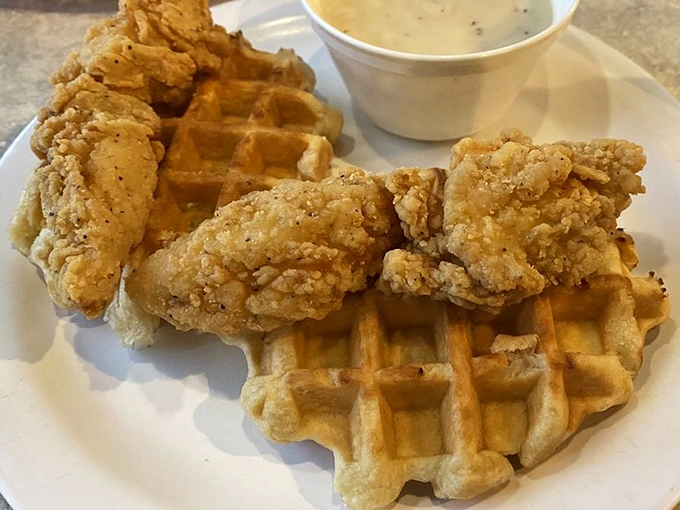 Chicken and waffles: the breakfast-dinner hybrid that proves some of the best relationships are unexpected. Sweet meets savory in perfect harmony.