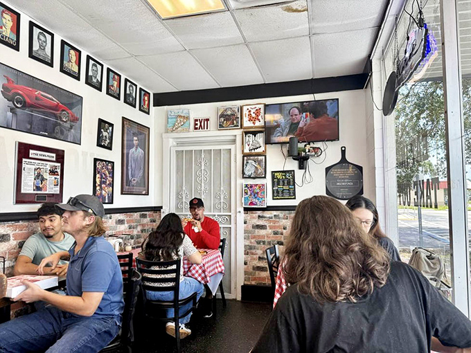 The dining room buzzes with the universal language of good food &ndash; nodding heads, pointing fingers, and the occasional "you've got to try this."