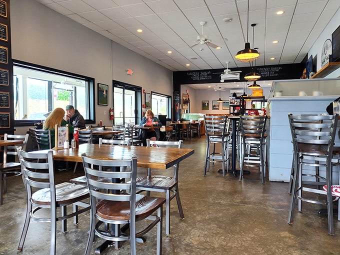 Simple, unfussy dining room where the focus stays where it should be—on the plate in front of you and the company around you.