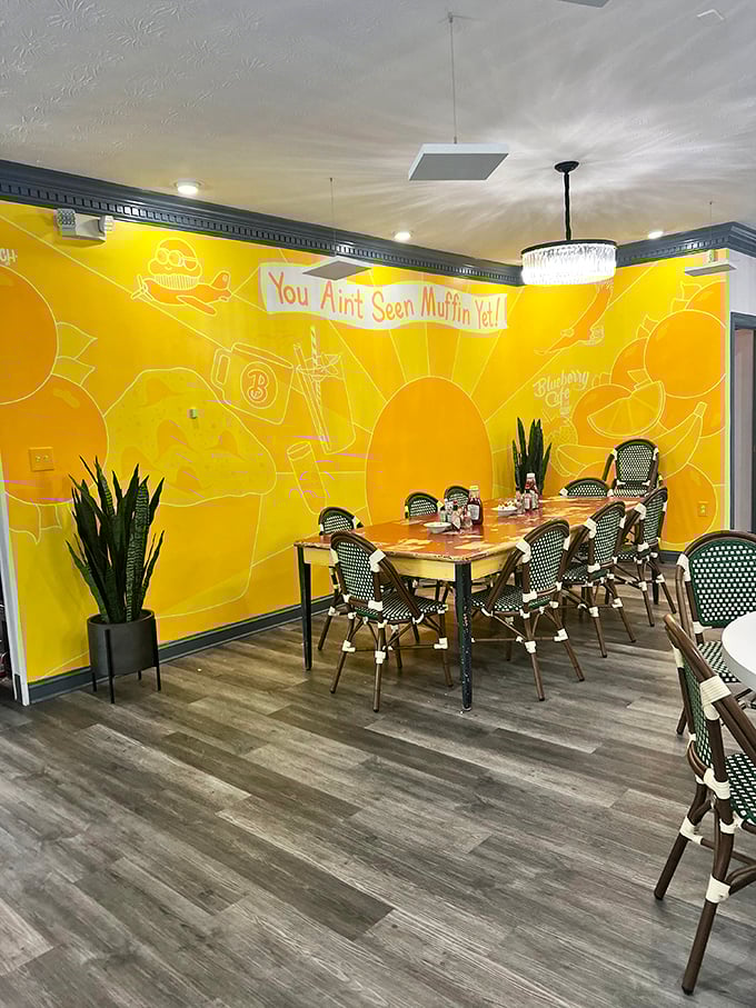 "You Ain't Seen Muffin Yet!" proclaims the sunny yellow wall. The caf&eacute;'s playful personality shines as brightly as its cheerful d&eacute;cor.