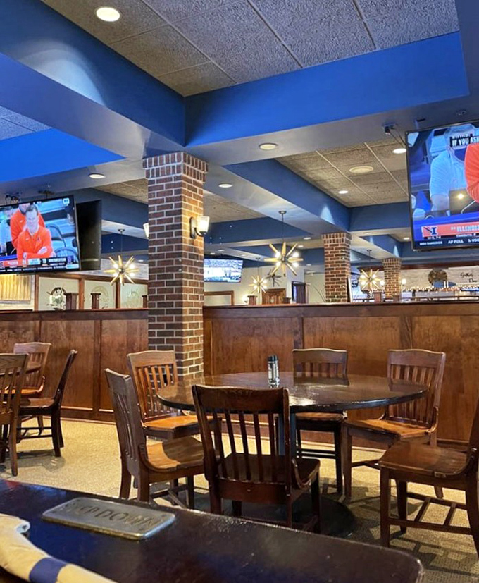 Blue ceiling accents and starburst light fixtures create a dining space where comfort meets style, like your favorite jeans with a new shirt.
