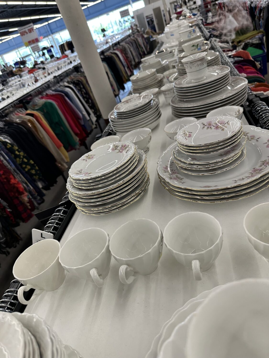 Fine china and everyday dishes line the housewares section, perfect for those who want to set a table with character without emptying their wallet.