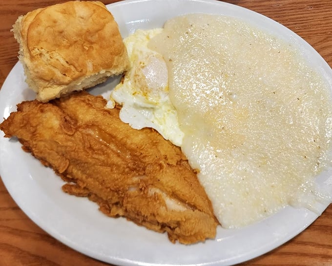 Fish and grits proving that Southern comfort food knows no boundaries when it comes to deliciousness.