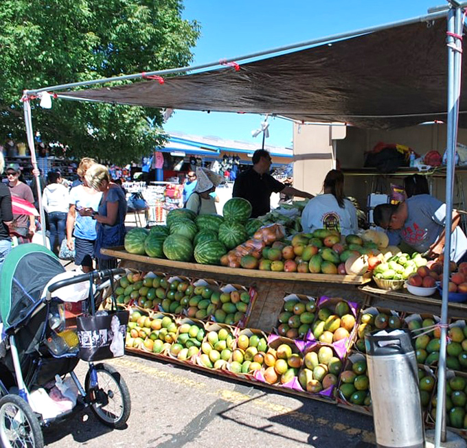 Nature's candy stand! Those watermelons didn't travel from another hemisphere&mdash;they probably grew just down the road.