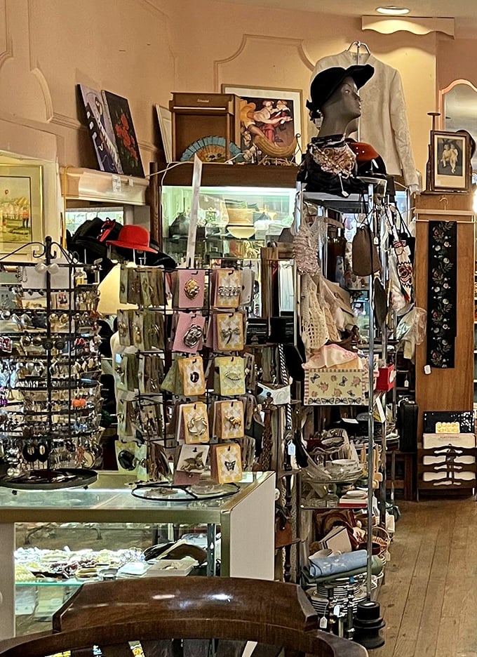 A jewelry display that would make Elizabeth Taylor say, "Now we're talking!" Vintage brooches and necklaces await their second act. 