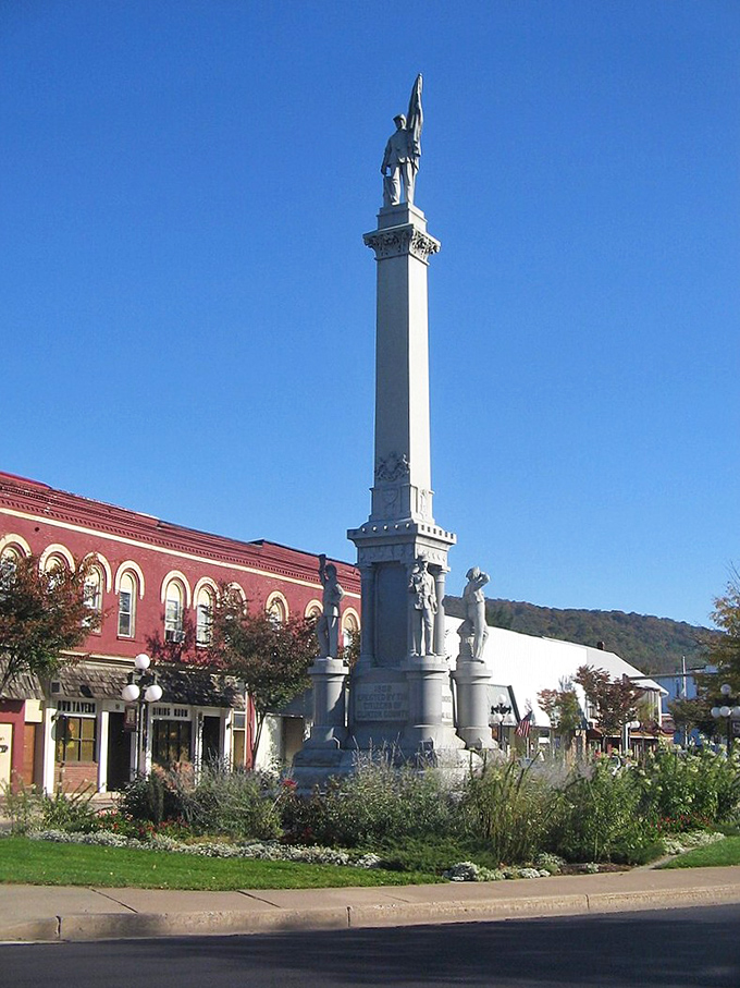 The Civil War Monument stands tall in downtown, a solemn reminder of sacrifice. Local residents still gather here during patriotic holidays, continuing traditions started generations ago.