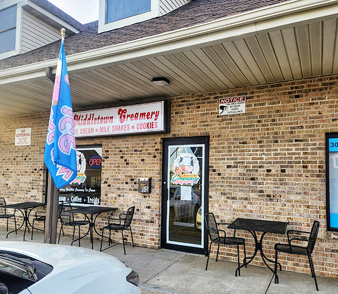 Middletown Creamery proves that happiness can still be purchased for the price of an ice cream cone. Those outdoor tables have witnessed countless grandparent-grandchild bonding moments.
