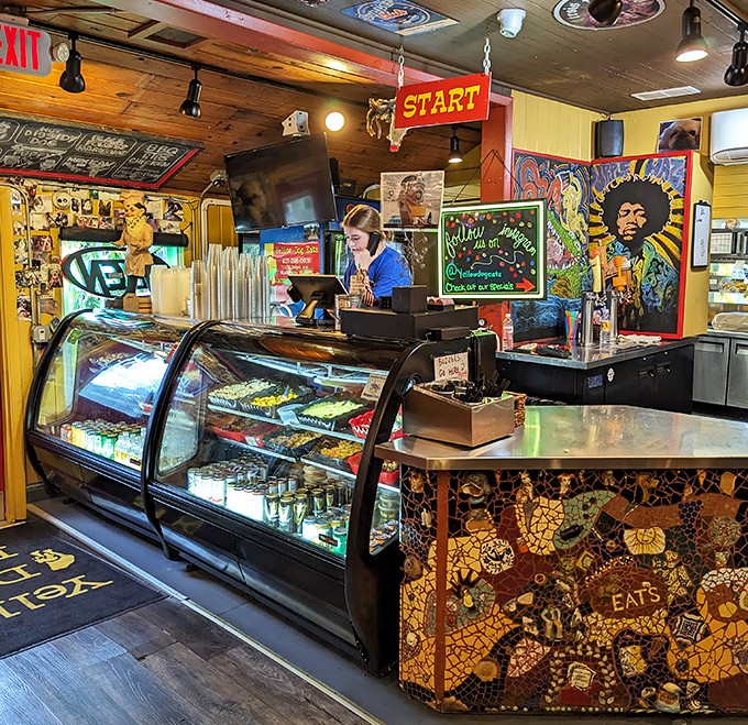The ordering counter doubles as an art gallery, with colorful mosaics and eclectic d&eacute;cor that's one part rock concert, two parts Southern hospitality.