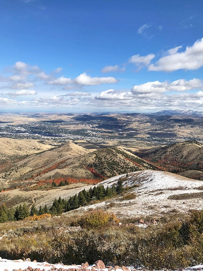 Hiking trails reward your efforts with panoramic valley views that cost absolutely nothing except a little sweat equity.