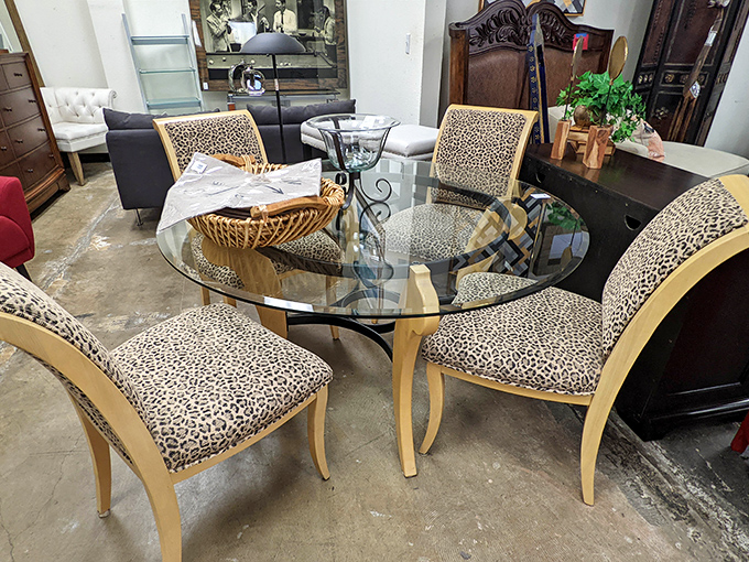 This leopard-print dining set screams "I have opinions about everything and I'm not afraid to share them." Bold choices for bold personalities.