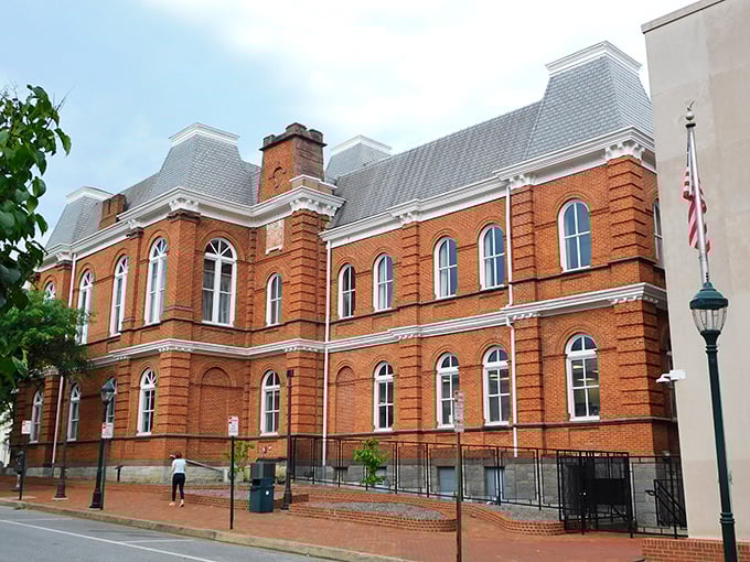The Washington County Courthouse stands as a stately reminder of Hagerstown's historical significance and ongoing civic pride.