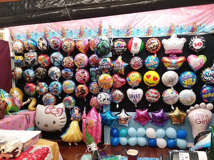 Balloon bonanza! From birthday celebrations to "I'm sorry I forgot our anniversary" emergencies, this display has you covered.