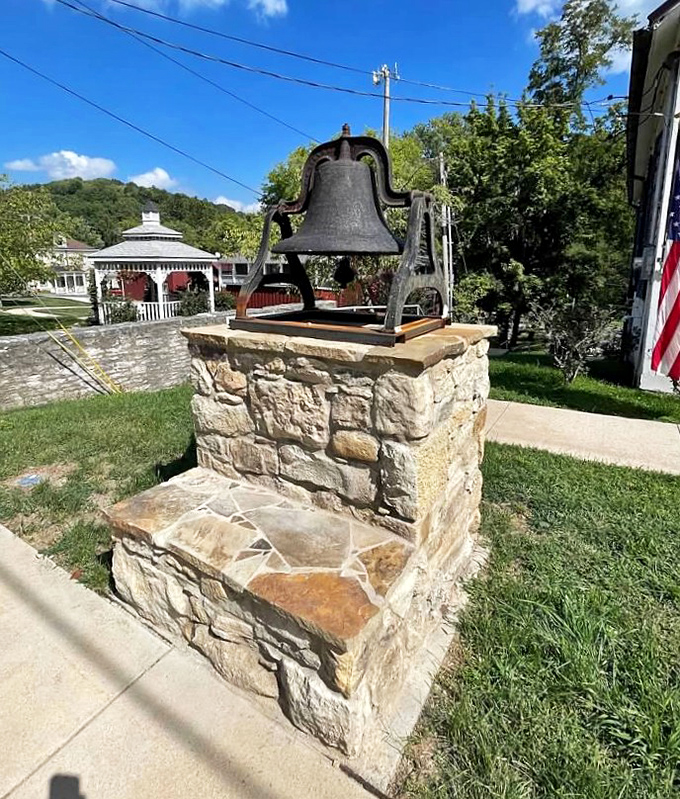 The village bell, ready to ring out across Elsah. In a town this size, one good ring probably serves as the daily news broadcast. 