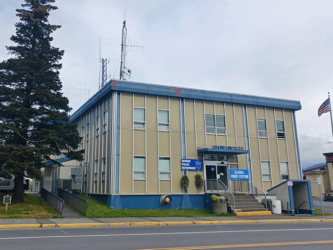 Seward's City Hall&mdash;proof that even municipal buildings deserve jaw-dropping backdrops. Your local zoning board could never.