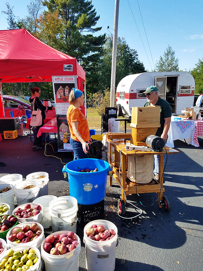 Fresh-pressed apple cider and buckets of just-picked fruit. Fall in New England isn't just a season—it's a flavor you can take home.