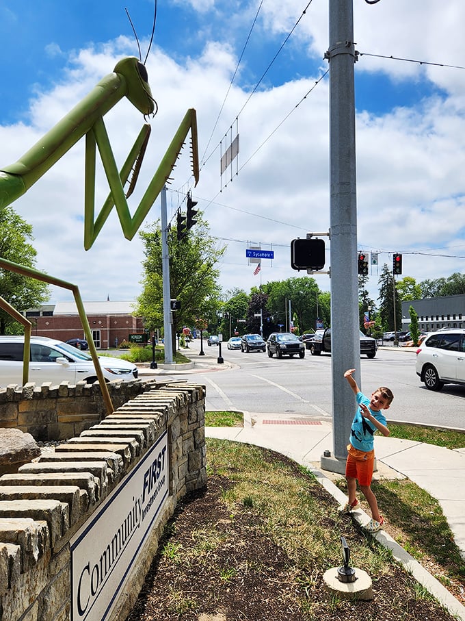 "Look, Mom! It's bigger than our house!" The mantis continues its decades-long tradition of delighting young Hoosiers.