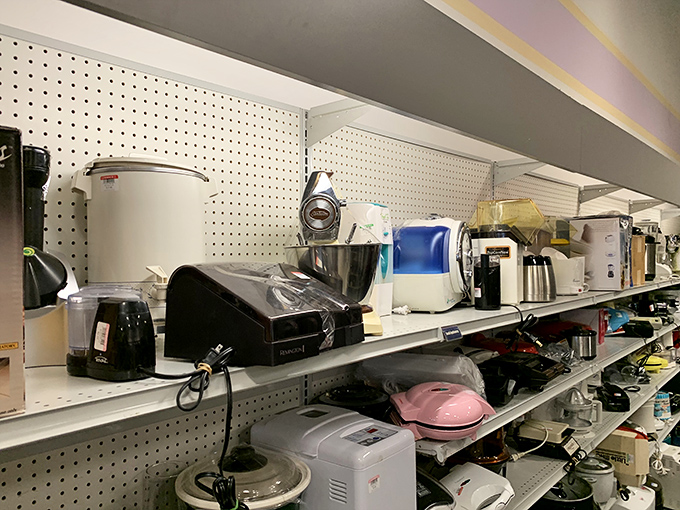 Small appliance adoption center &ndash; where lonely bread makers and coffee pots await their forever homes. Kitchen gadget dating service at its finest!