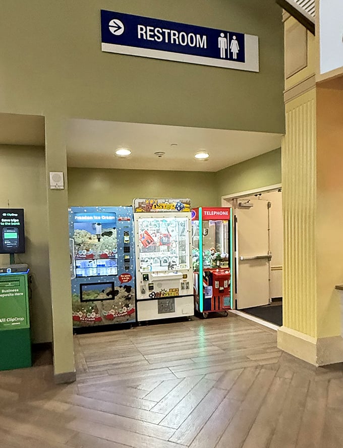 Even the practical spaces at Tanger get the full treatment. Restroom areas equipped with vending machines ensure shopping stamina never flags. 