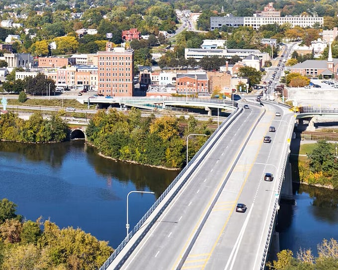 Amsterdam's bridge spans the Mohawk River like a postcard come to life&mdash;million-dollar views that come standard with the town's reasonable real estate prices.