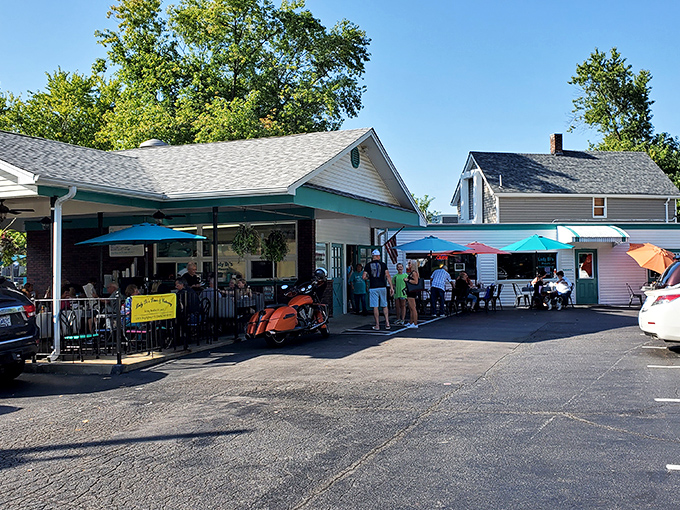 Lady Di's simple exterior hides breakfast treasures within. Those colorful umbrellas shelter patient diners waiting for pancake perfection.