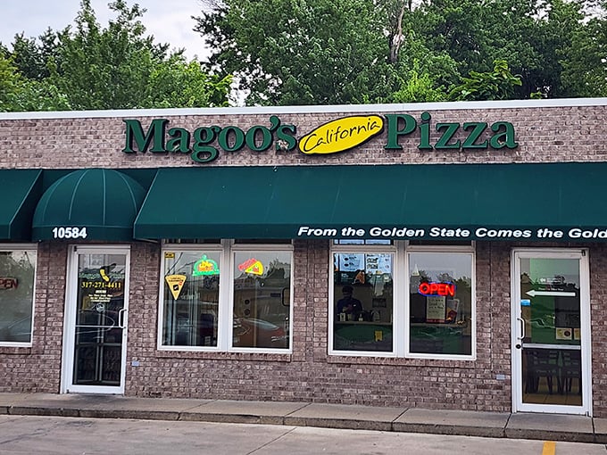 California dreaming meets Indiana reality in this golden state of pizza perfection.