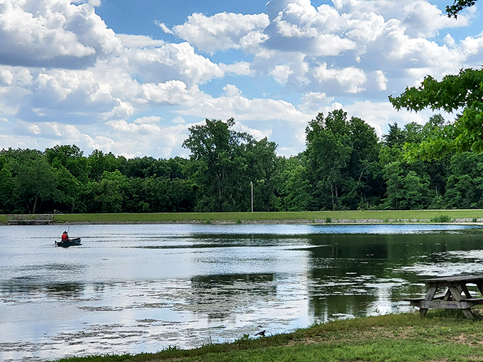 This lake offer triple the fun and endless opportunities for perfect family memories.