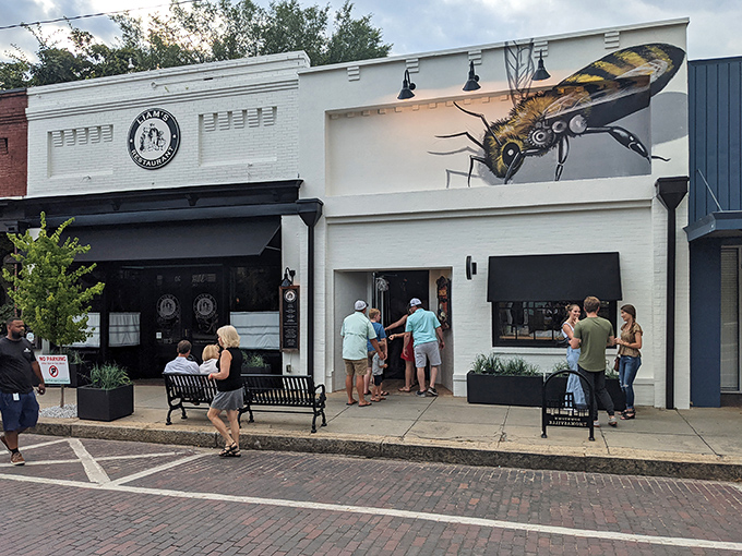 Thomasville's historic building speaks of prosperity past and present. Affordable living with a touch of sophistication.