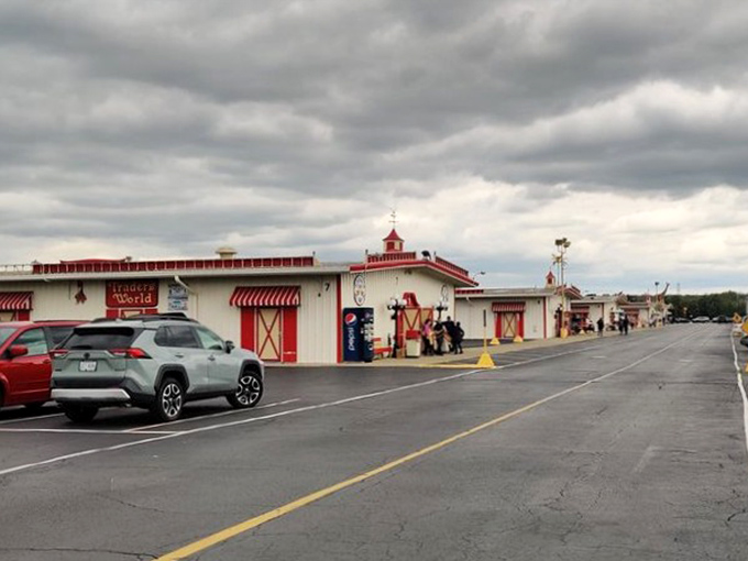 Red and white buildings house everything from vintage collectibles to boutique-style shops in this sprawling market complex.