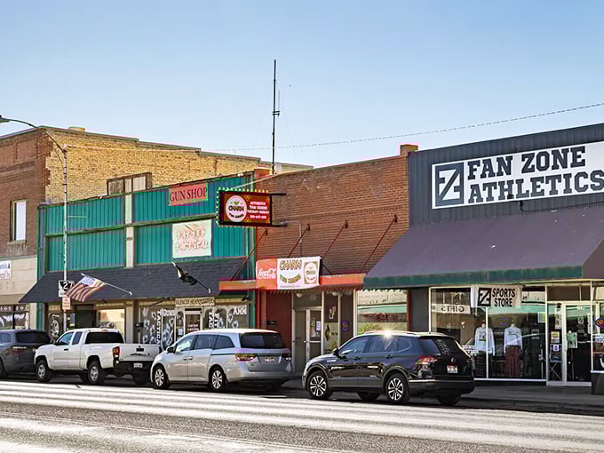 The wide, welcoming streets of Burley reflect its open-arms approach to affordable senior living.