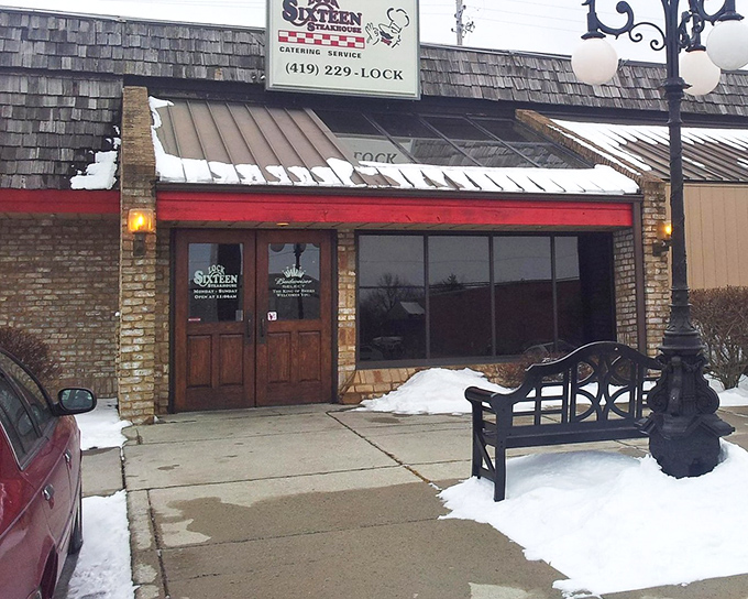 Snow dusting the entrance can't keep regulars away. When Lock Sixteen calls with promises of perfect prime rib, Ohioans answer.
