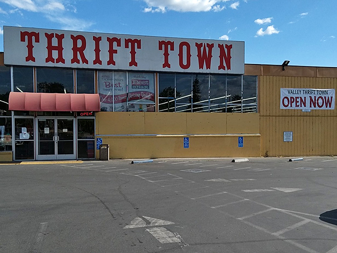 "Valley Thrift Town Open Now" &ndash; six words that bring joy to dedicated thrifters. That expansive storefront promises treasures by the square foot.