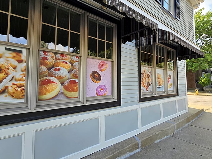 When donut photos in the window look this tempting, resistance becomes absolutely futile. 