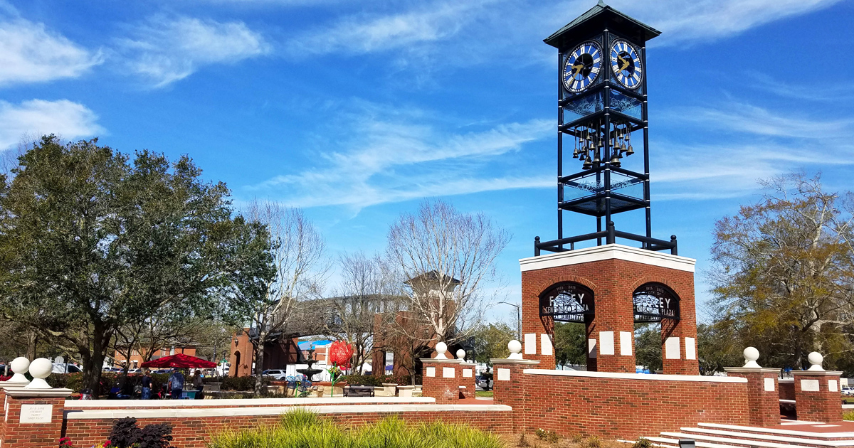 This Charming Town In Alabama Proves You Can Retire Comfortably Without ...
