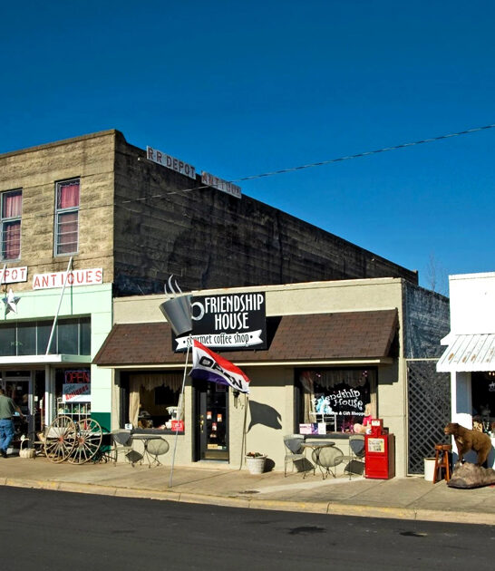 arkansas day trip towns ftr